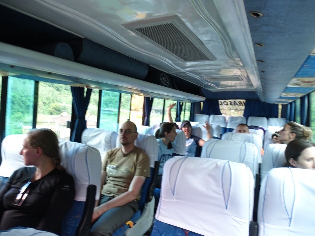 Back on the bus (Photo: S. Flantua) | Ecology of the past